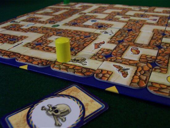 Ravensburger Labyrinth Board Game Review Rules Instructions ravensburger-labyrinth-board-game-review-rules-instructions
